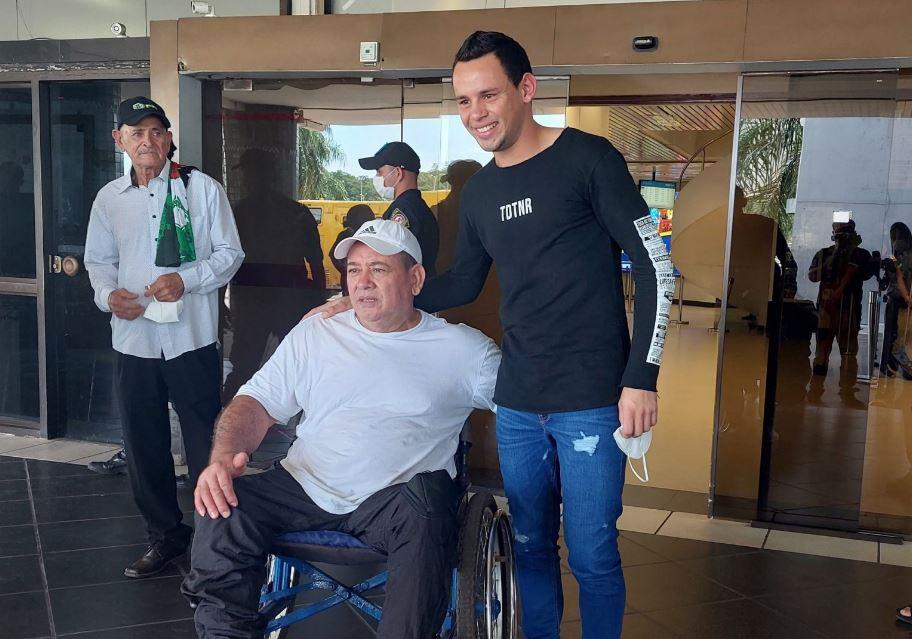 Futbolista paraguayo que huyó de la guerra ya se encuentra en el país ...