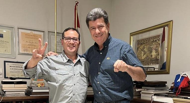Diputado Pastor Vera y su equipo se suman al proyecto de Efraín Alegre ...