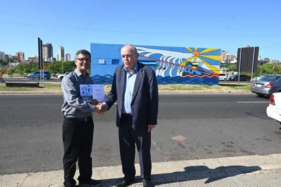 Inauguración del mural “Levantar la paz” en la Costanera de Asunción ...