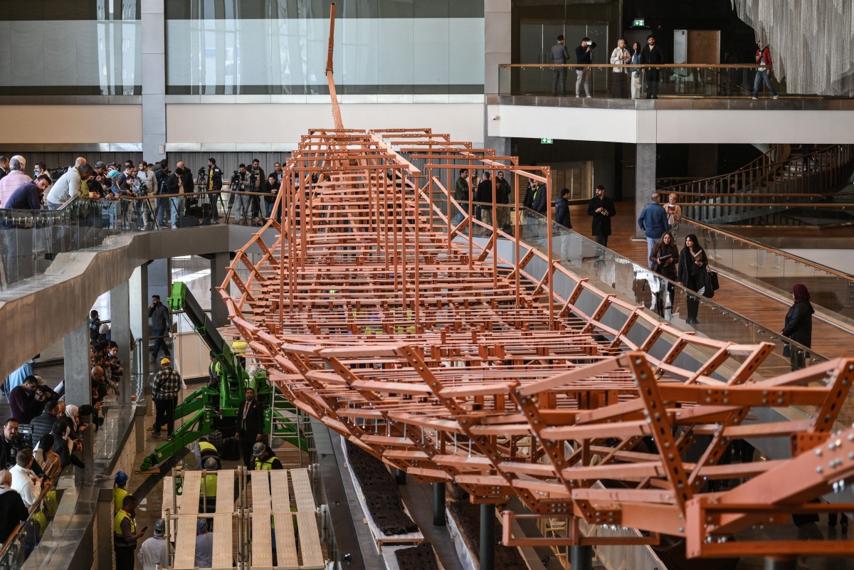 Egipto restaurará en público la barca solar del rey Keops - El Nacional
