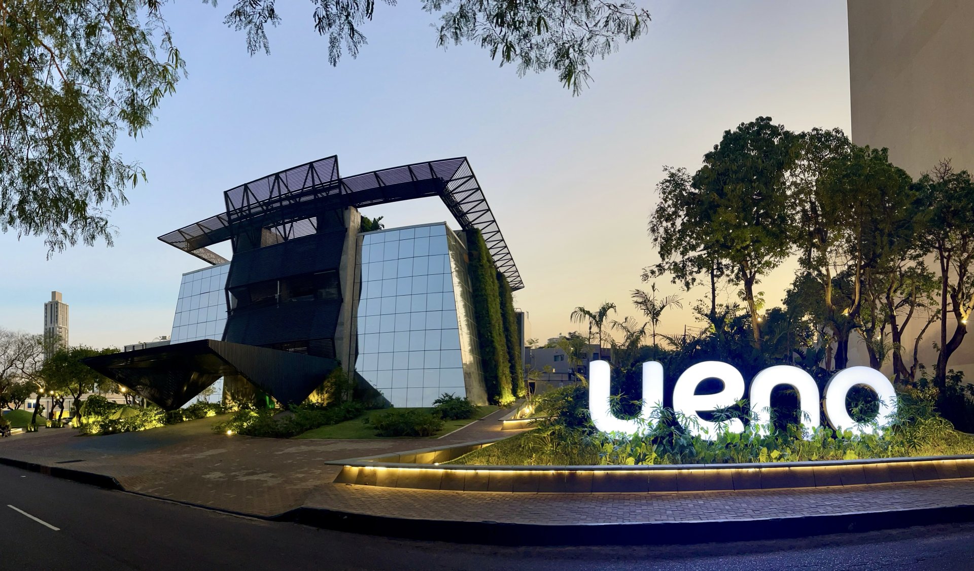 ueno y OTP Bank sellan alianza para el crecimiento financiero - El Nacional